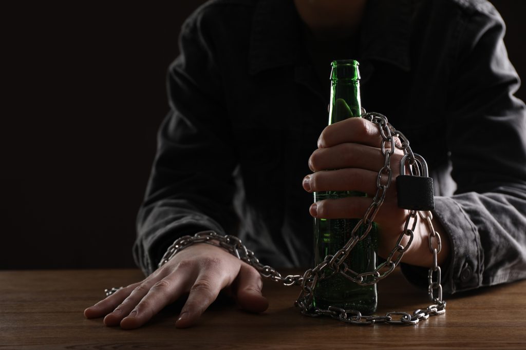 Holistic Approaches To Overcoming Alcohol Addiction Effectively ...